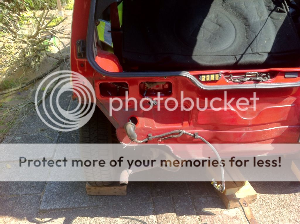 How to fit a Tow Bar on a Cinquecento | FIAT Cinquecento / Seicento ...