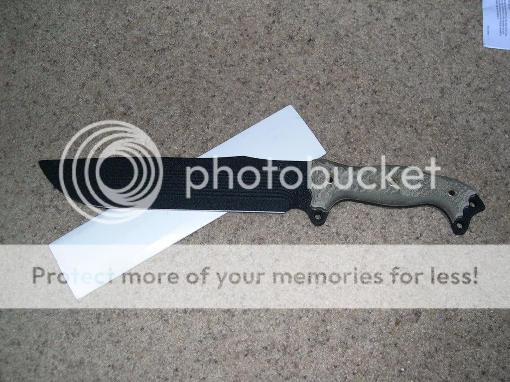 Busse CG FBM Black with Green Linen Mags! | BladeForums.com